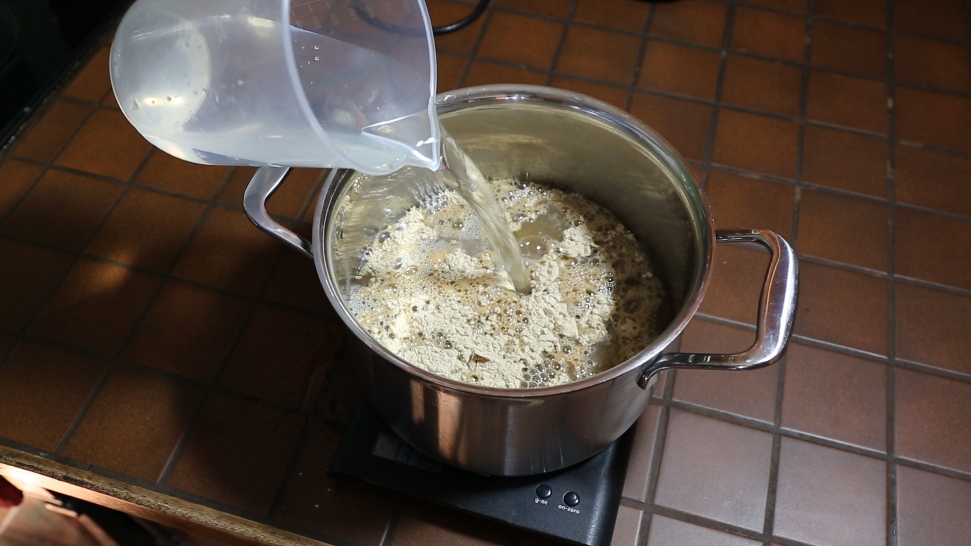 How to Start Homebrewing and How to Make Beer with No Gear